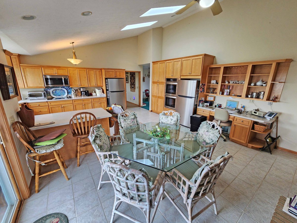 QUALITY 160-ACRE WESTERN CHAMPAIGN COUNTY FARM | SHERIDANS | Real ...